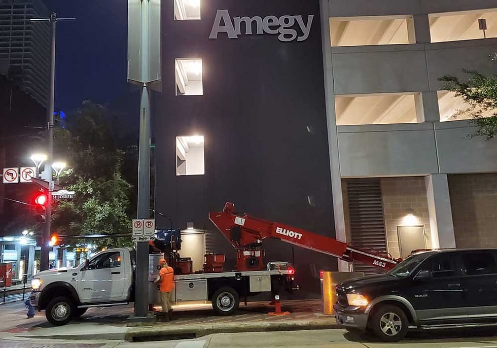 Lighting Maintenance Service - Universal Sign and Graphics